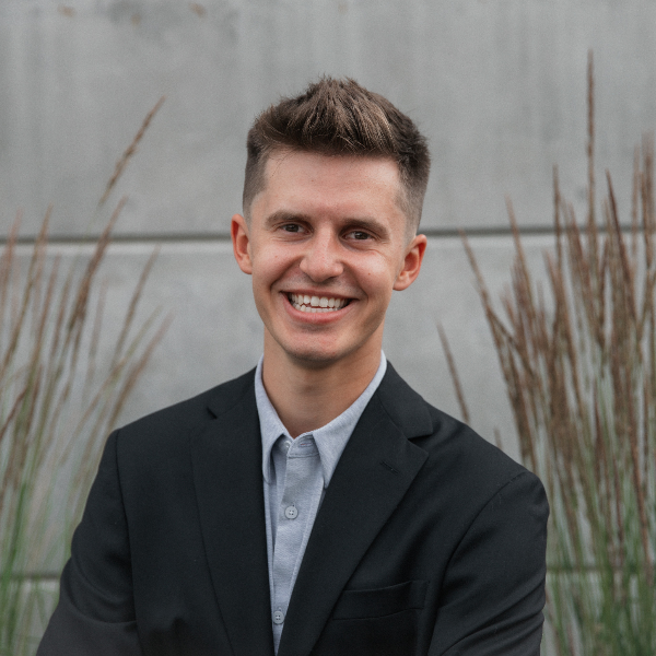 Home [calebbopp.johnlscott.com]