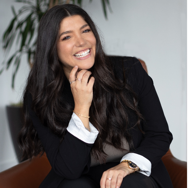 Home [estelleerhardt.johnlscott.com]